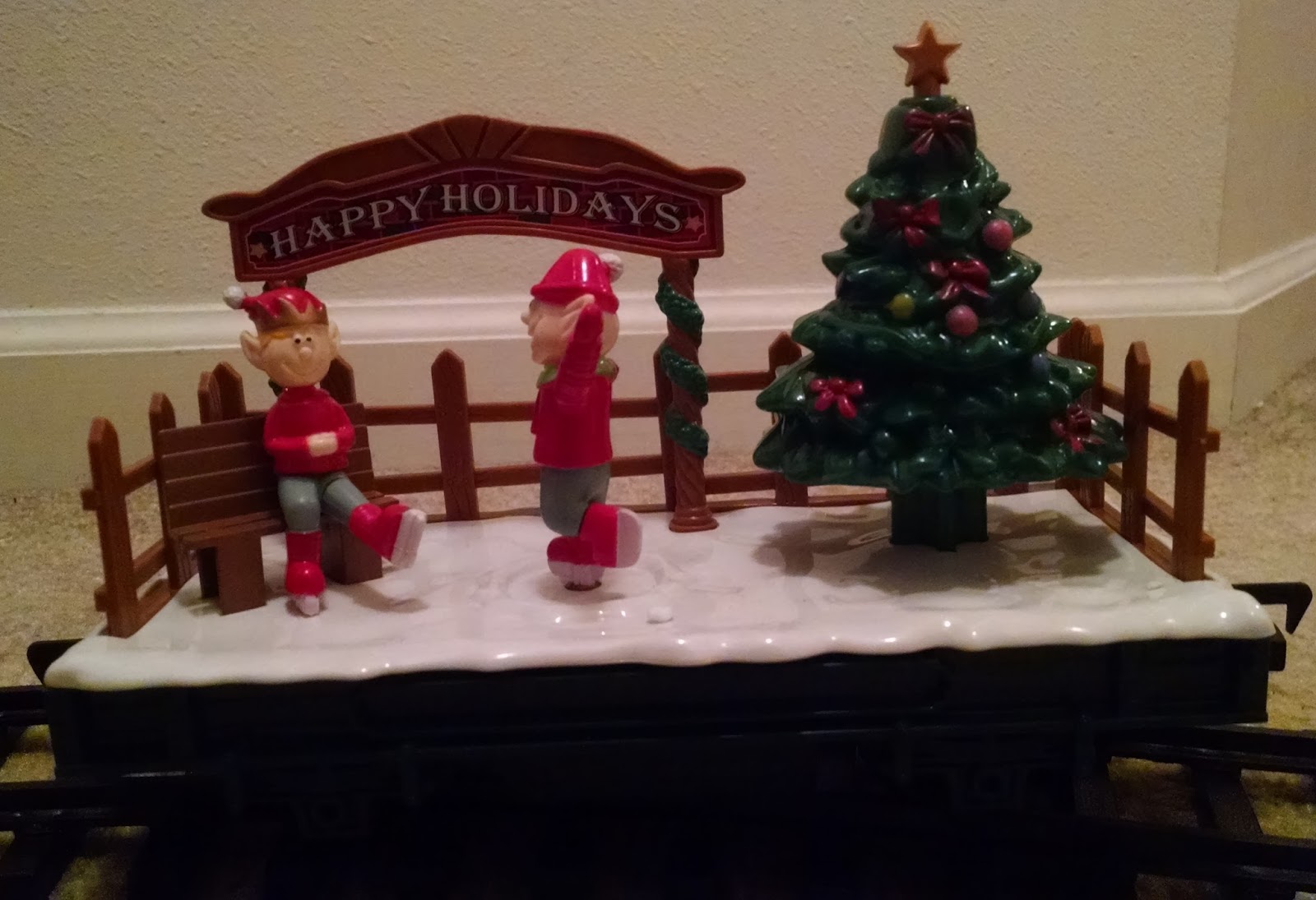 Toy Review: North Pole Express Christmas Train Set