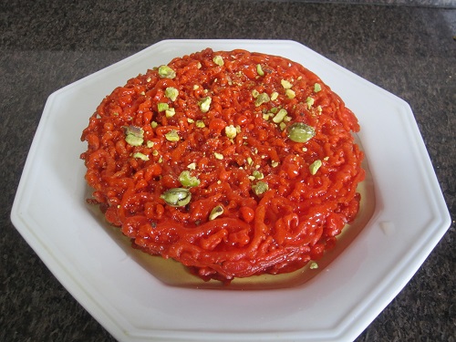 Sindhi Food Mazaa: GHEEAR / GHEEYAR ( HOLI SPECIAL )