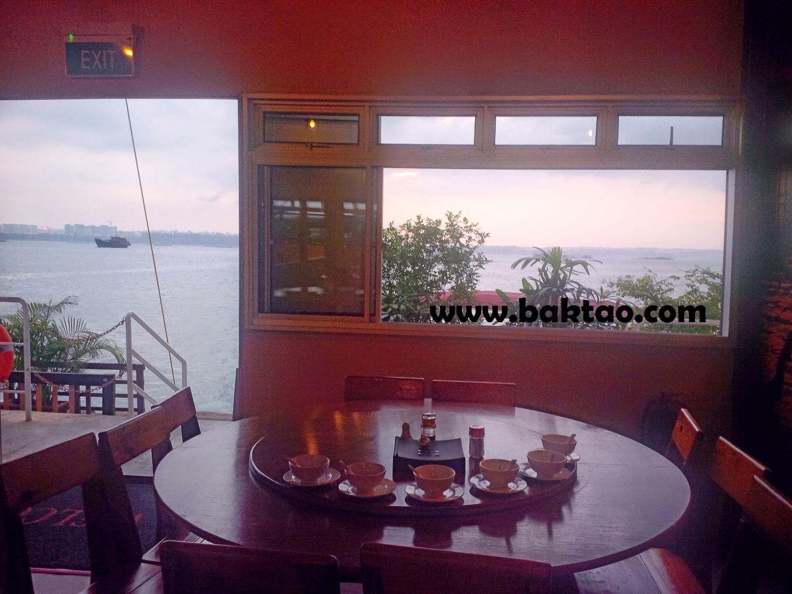 Smith Marine "Straits House" Floating Restaurant Kelong Off Pulau Ubin ...