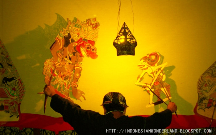 INDONESIAN WONDERLAND: Mengenal Teater Tradisional Indonesia