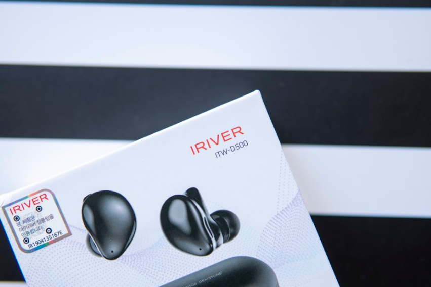 Bluetooth earphone Iriver itw-d500 Review