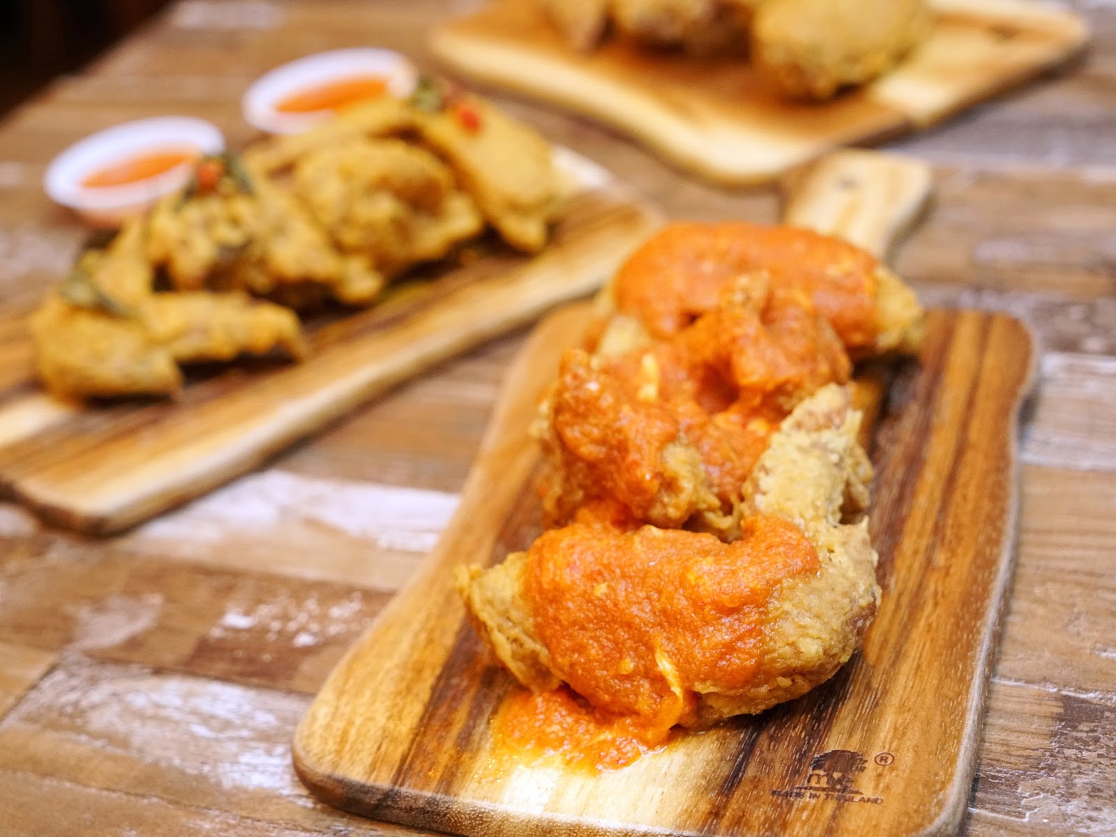 PinkyPiggu: Two Wings @ Timbre+ One North ~ Possibly The BEST CHICKEN ...