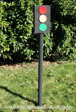 Sun Hats & Wellie Boots: DIY: Road Safety Signs for Outdoor Play