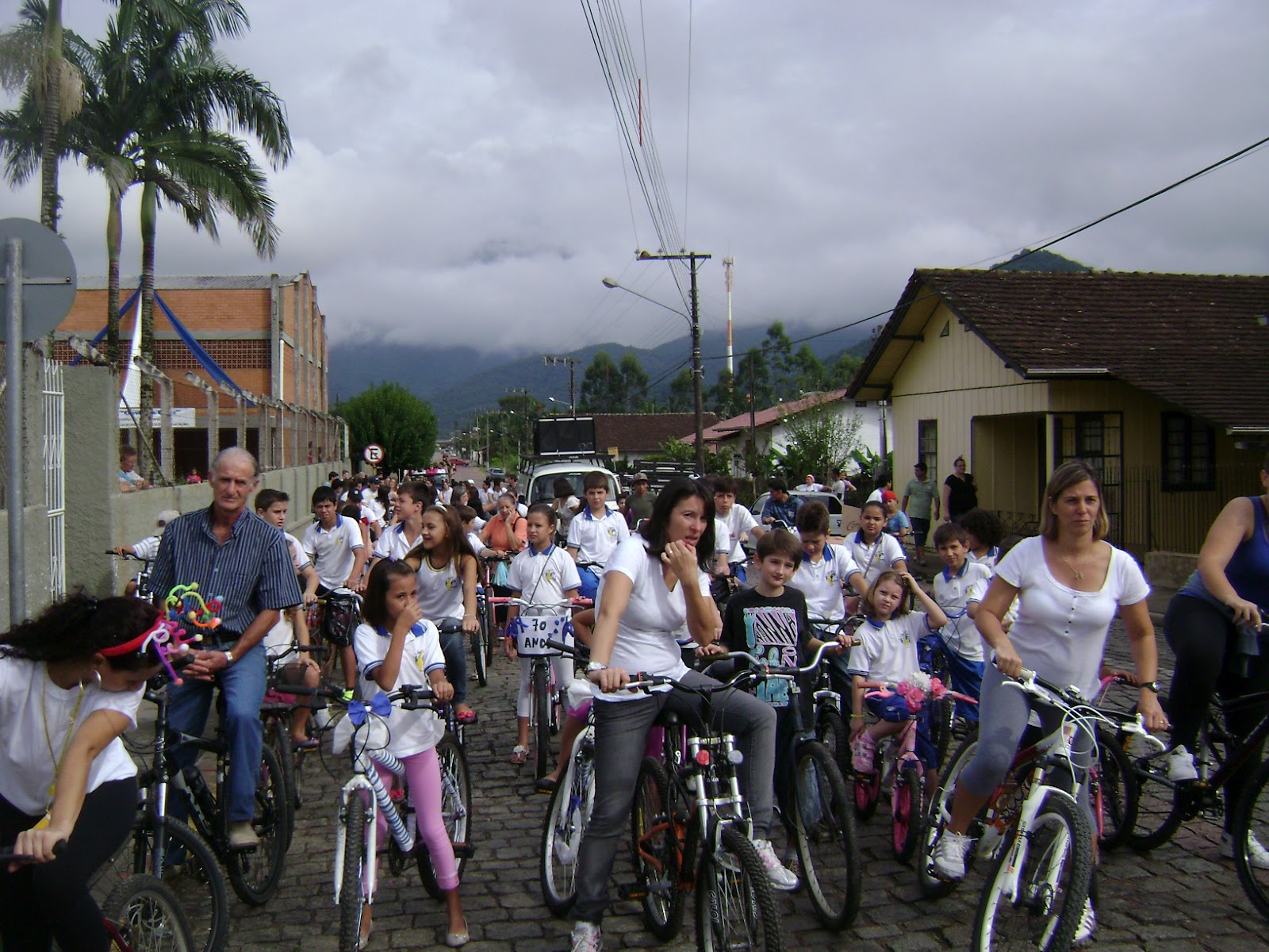 Nossa Escola Osvaldo Cruz: Comemorações dos 70 anos da Escola Nossa Escola Osvaldo Cruz: Comemorações dos 70 anos da Escola