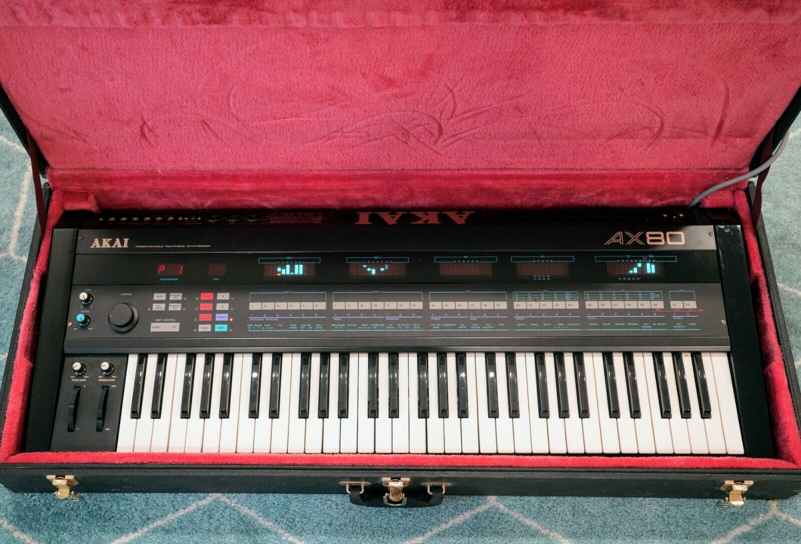 MATRIXSYNTH: Akai AX80 Synthesizer