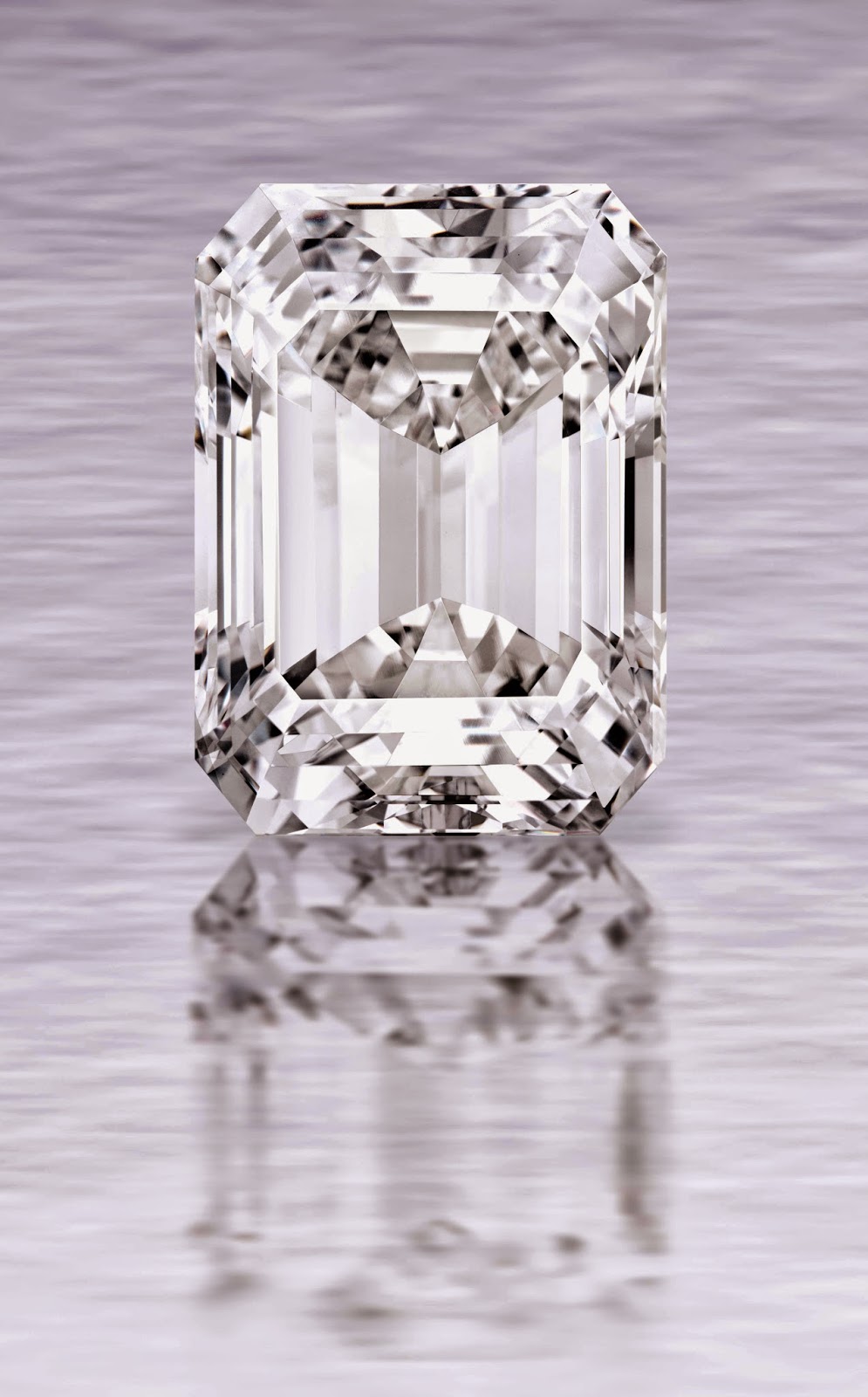 Jewelry News Network: 100-Carat Diamond Sells For $22 Million At Sotheby’s
