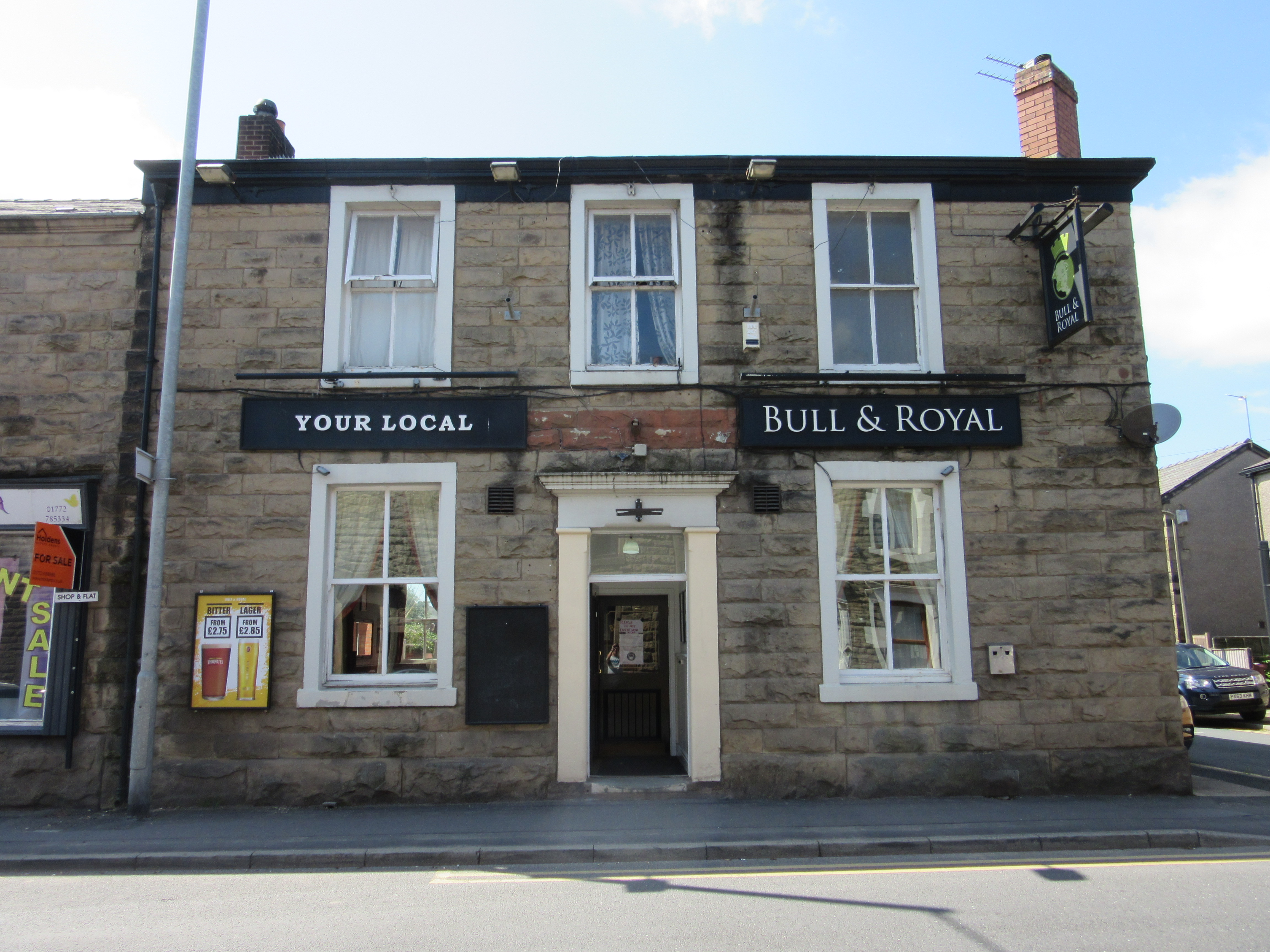 Chorley's Inns and Taverns: Longridge - Bull Inn & Royal Hotel