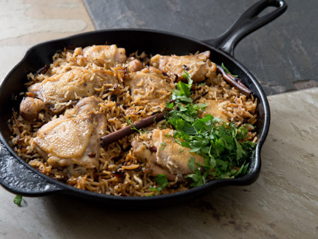 Chicken with Caramelized Onion and Cardamom Rice Recipe | LEBANESE RECIPES