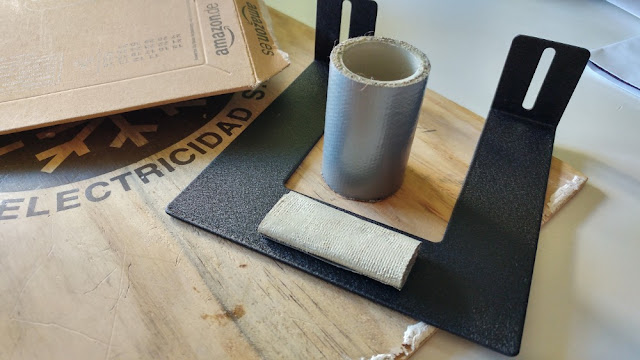 Educación para la Bricomanía: Colgar router Movistar en la pared