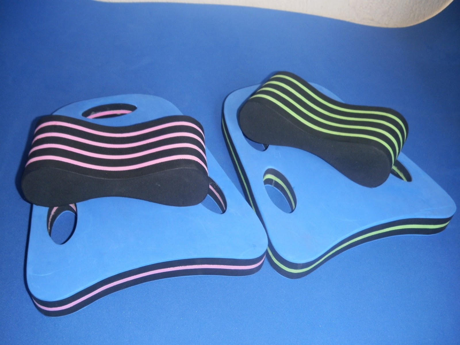 IMPLEMENTOS DE NATACION AQUATIC