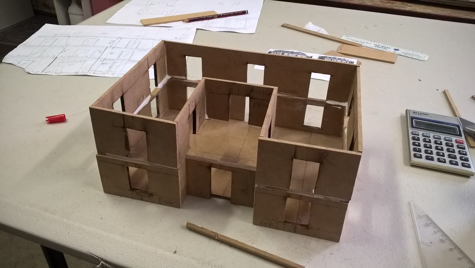 JOHN BOND's WARGAMING STUFF: DIY MDF BUILDINGS, Part 1 28mm