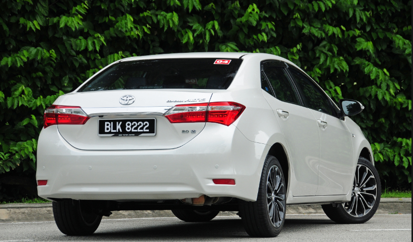 2015 Toyota Corolla Altis 2.0V - A Game Changer