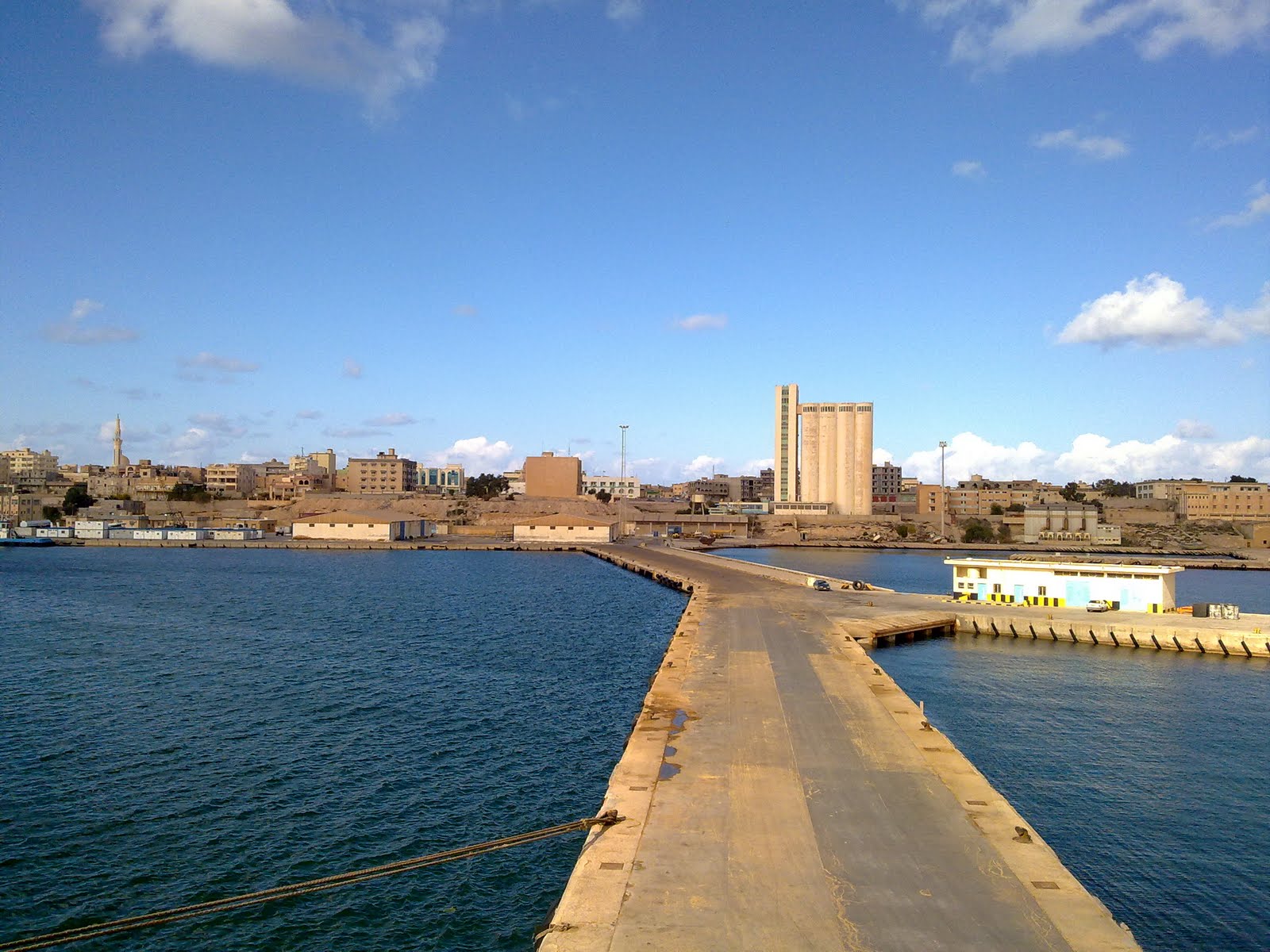 tonsnetwork.blogspot.com: May 2011