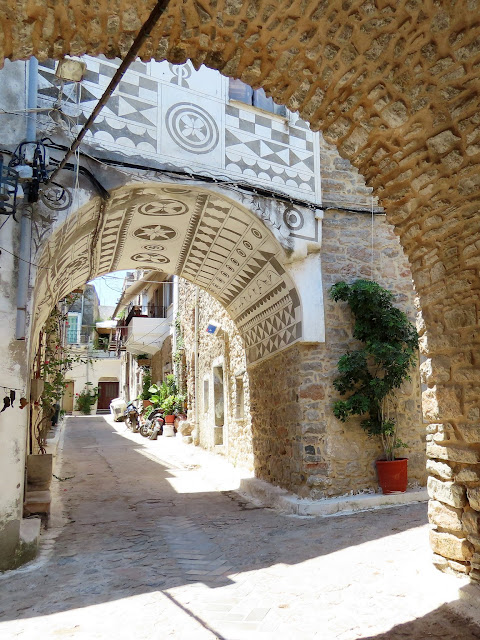 foltról foltra...: Mastichochoria