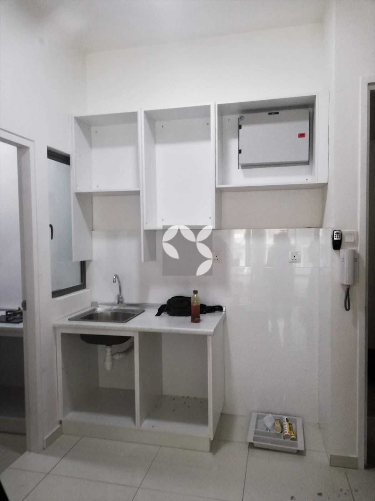 Sophie Al-Yahya: Set Kabinet Dapur dan Almari (Built In Wardrobe) RM7500.