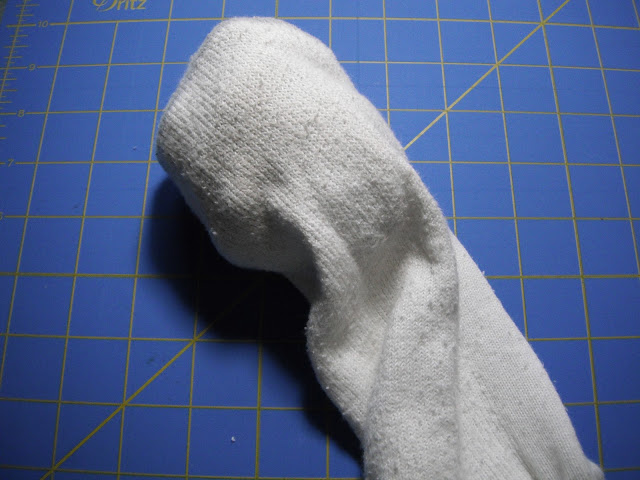 Describe Happy: Spooky Ghost Socks
