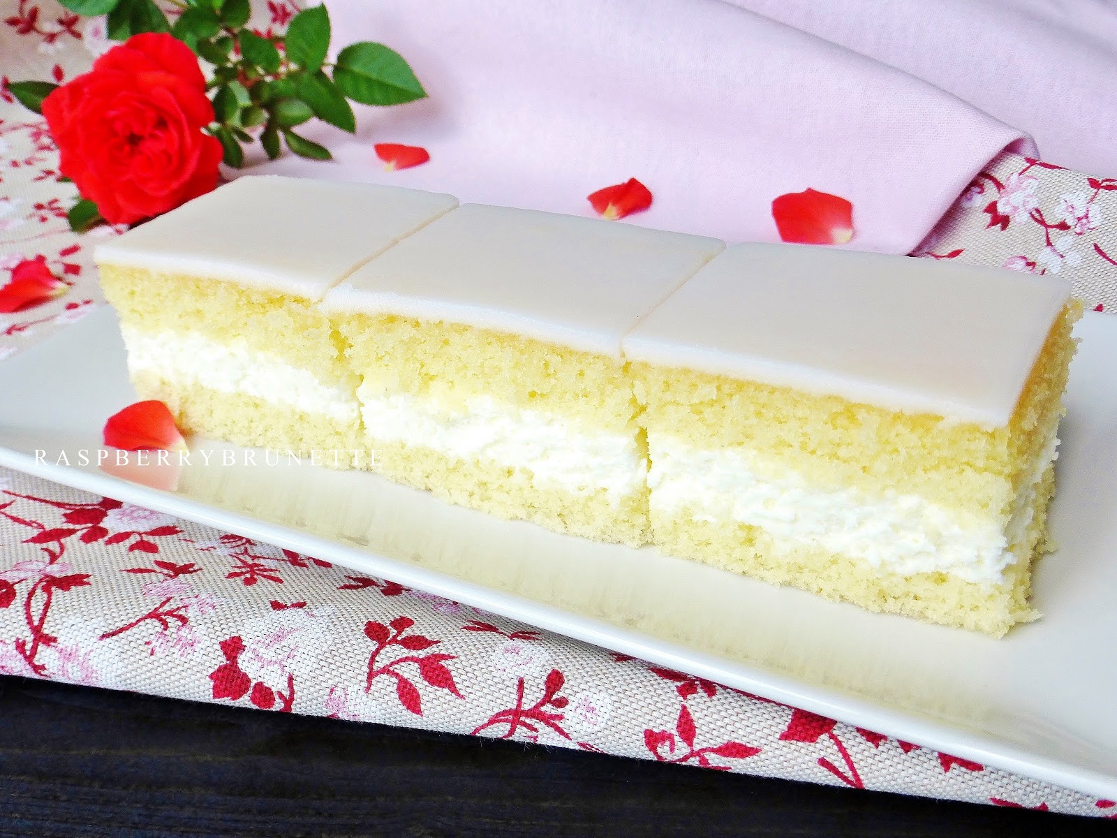 Raspberrybrunette: Pribináčik rezy s citrónovou polevou