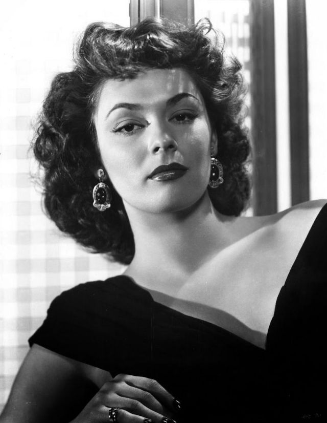 45 Glamorous Photos of Ruth Roman in the 1940s and ‘50s ~ Vintage Everyday