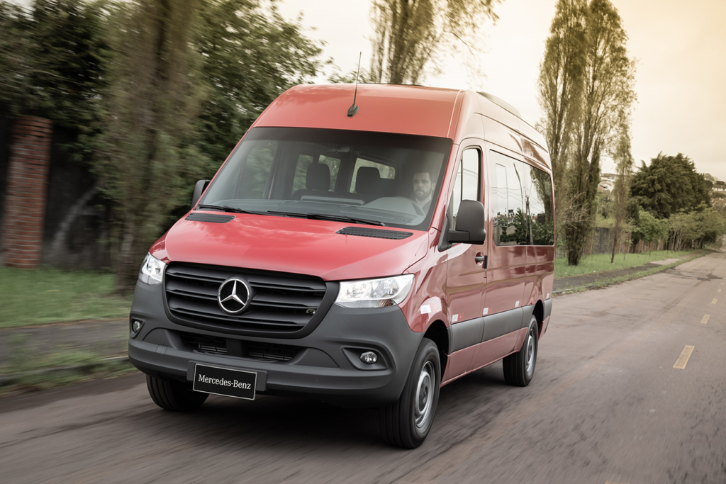 MERCEDES-BENZ LANÇA SUA NOVA GERAÇÃO DE VANS: NOVA SPRINTER CHEGA AO ...