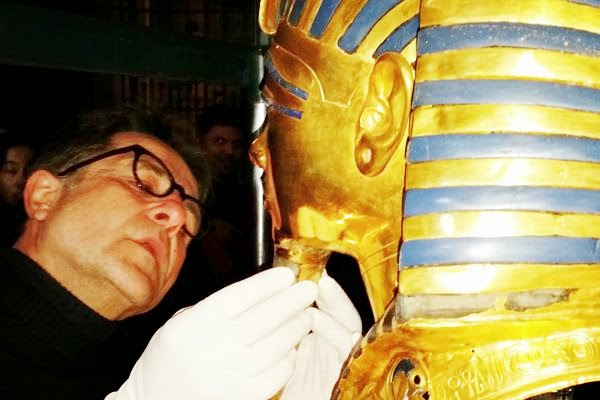 ANTINOUS THE GAY GOD: GERMAN EXPERT SEES A WHISKER OF HOPE FOR FIXING ...