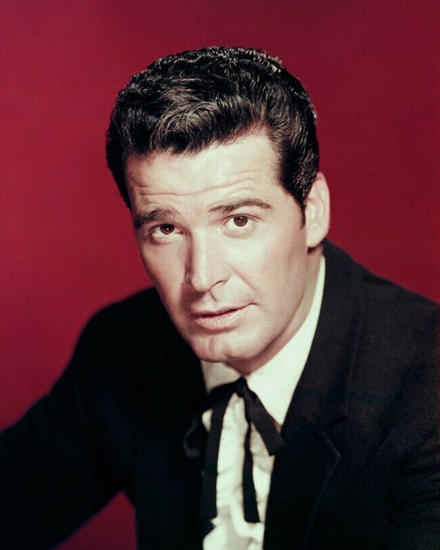 35 Handsome Portrait Photos of James Garner in the 1940s and ’50s ...
