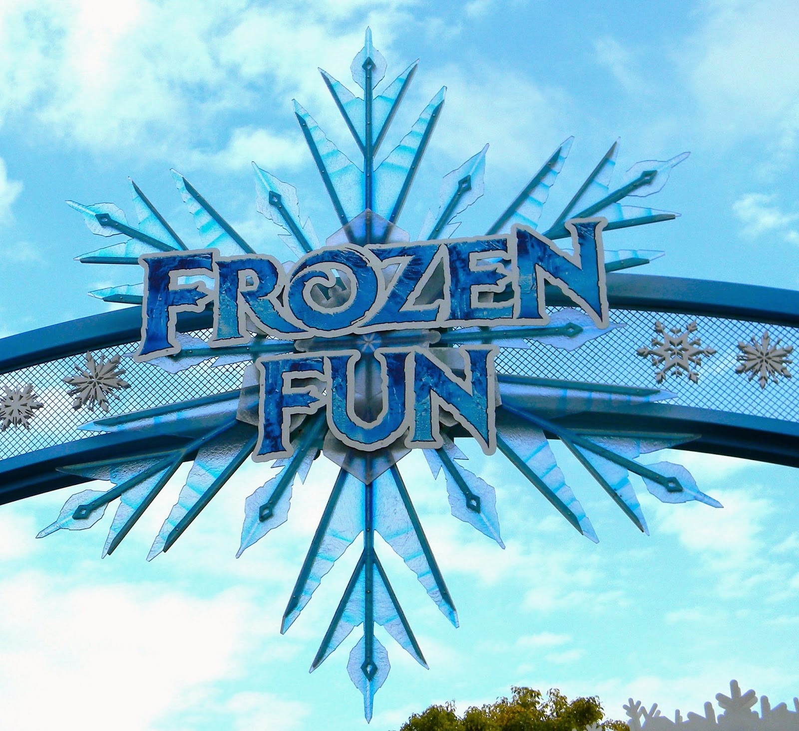 The Mouse Minute (Formerly Brad's Everything Disney Blog): Frozen Fun ...