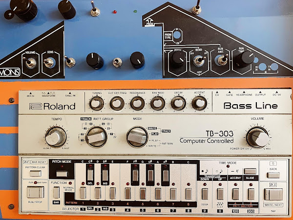 MATRIXSYNTH: Roland TB-303 Bass Line Synthesizer Module Super Station
