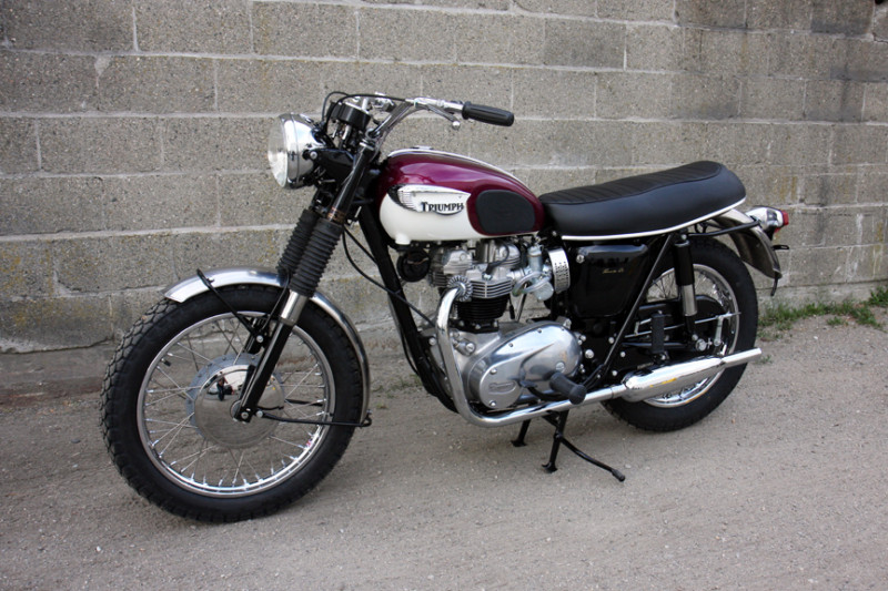 Musings Of A Motorcycle Aficionado........: 1967 Triumph T120R