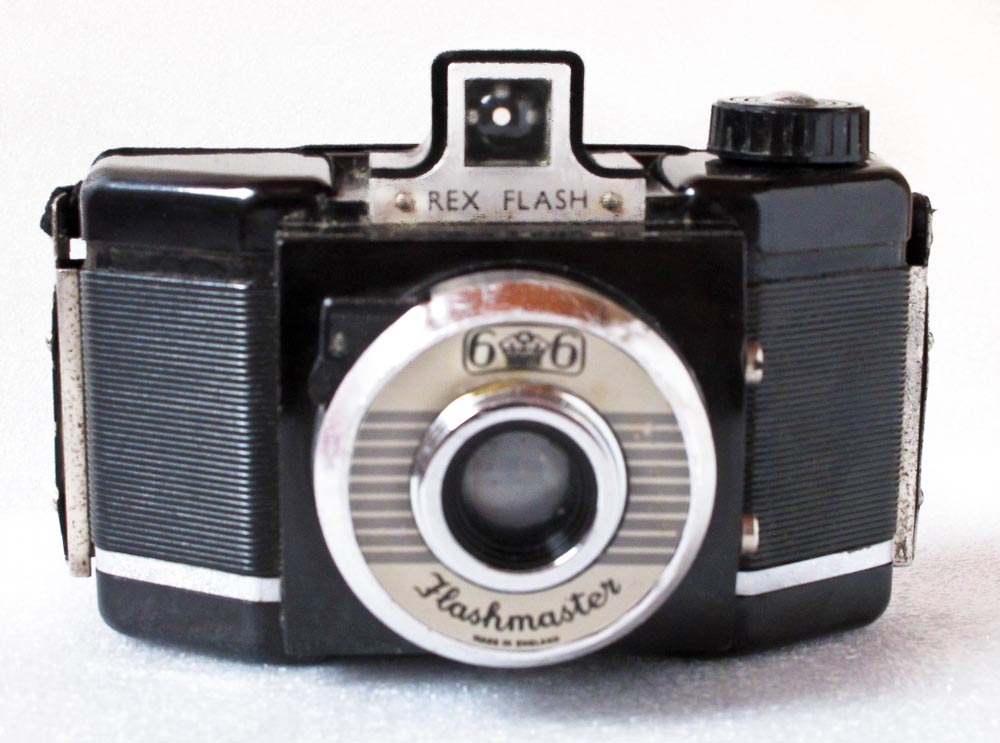 COLECCIÓN DE CAMARAS FOTOGRÁFICAS DE PONTIGO: julio 2013