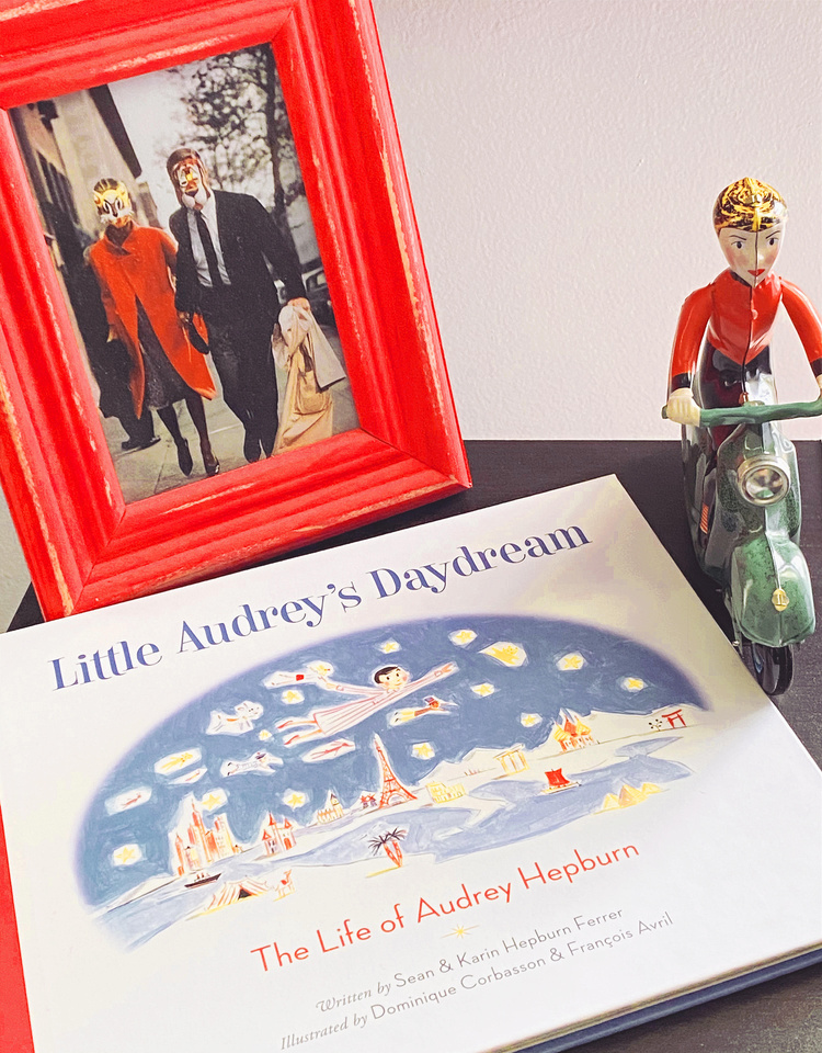 A Vintage Nerd Book Club: Little Audrey's Daydream: The Life of Audrey ...