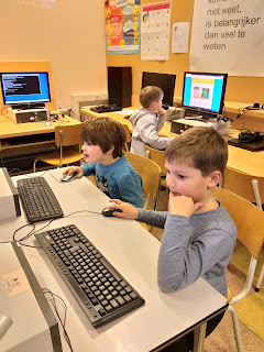 De Hei(r)akker 1ste leerjaar A: Oefenen met computermeester.