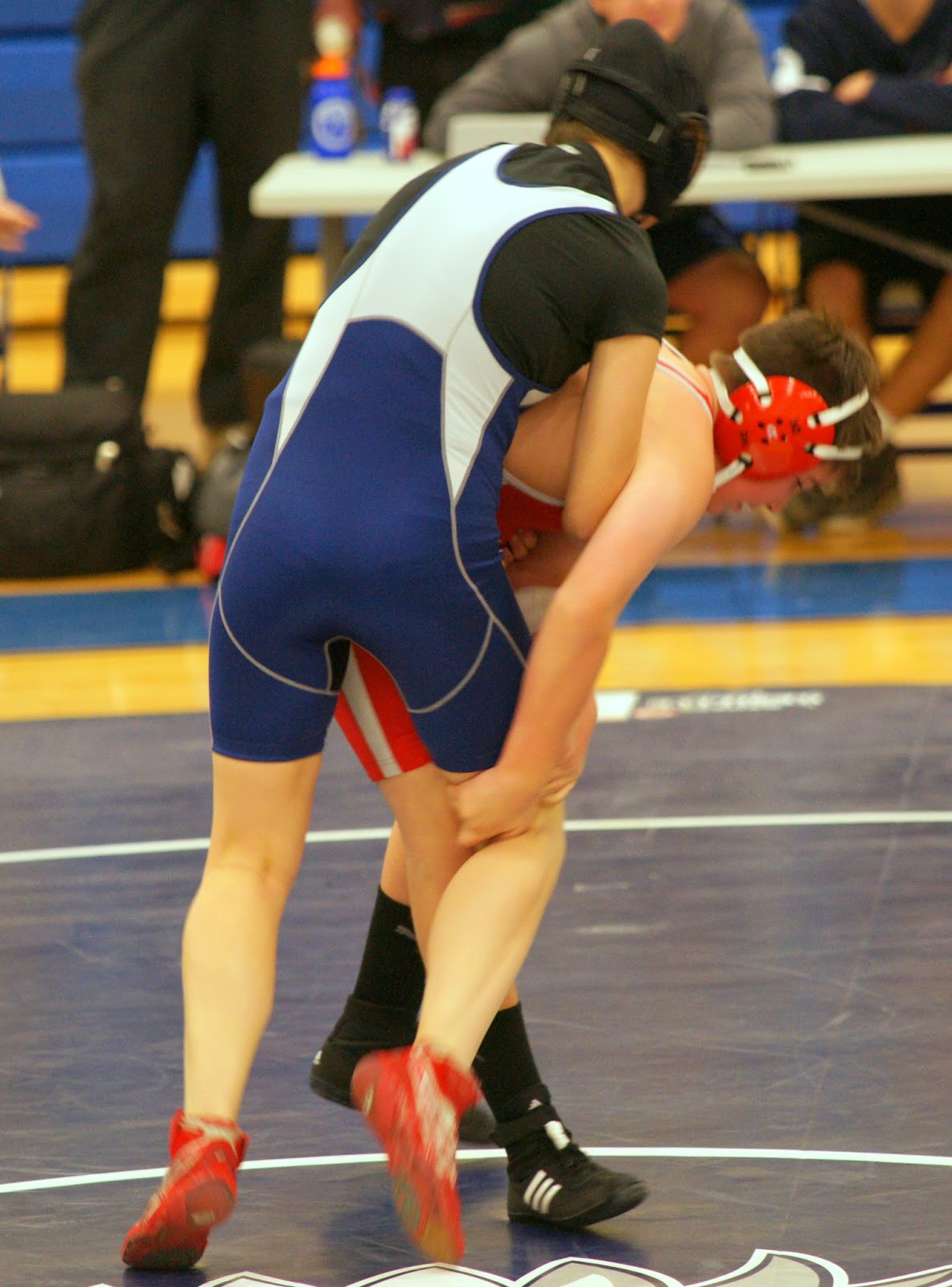 Men Wrestling Women She Pins Him