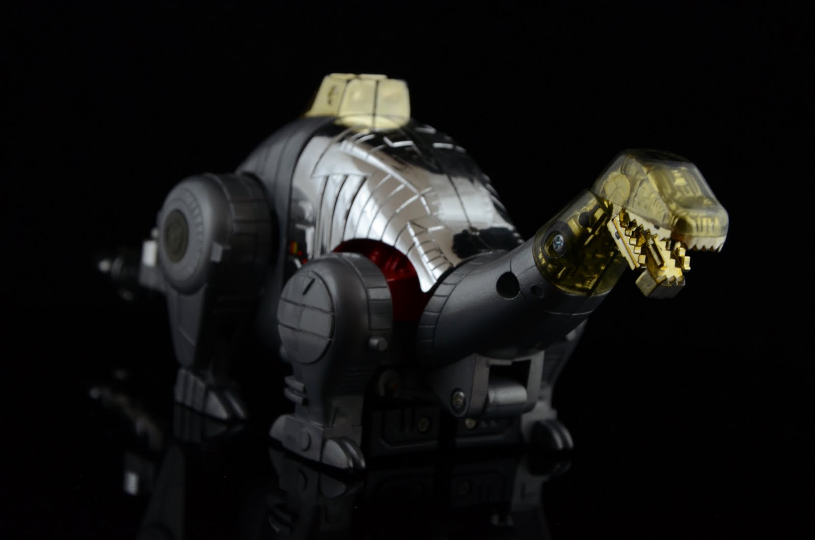 The Cave Collection: Transformers Vintage G1 Dinobot Sludge