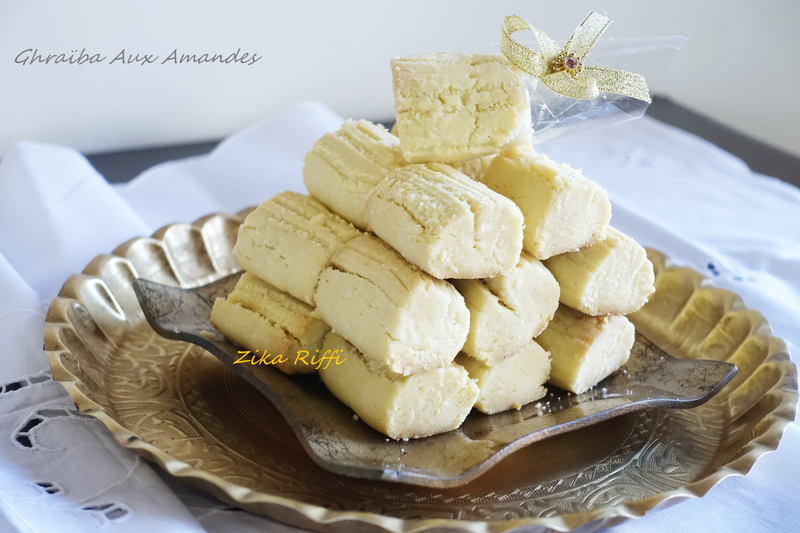Ghraiba ou ghribia-Montécaos aux amandes