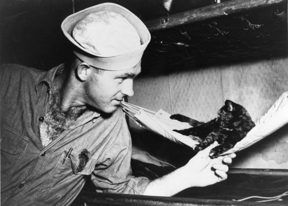 Adorable Vintage Photographs That Show Special Relationship Between ...