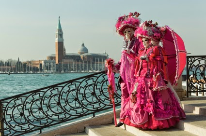{ The Seventh Cloud }: The "last hurrah" - Carnival Season