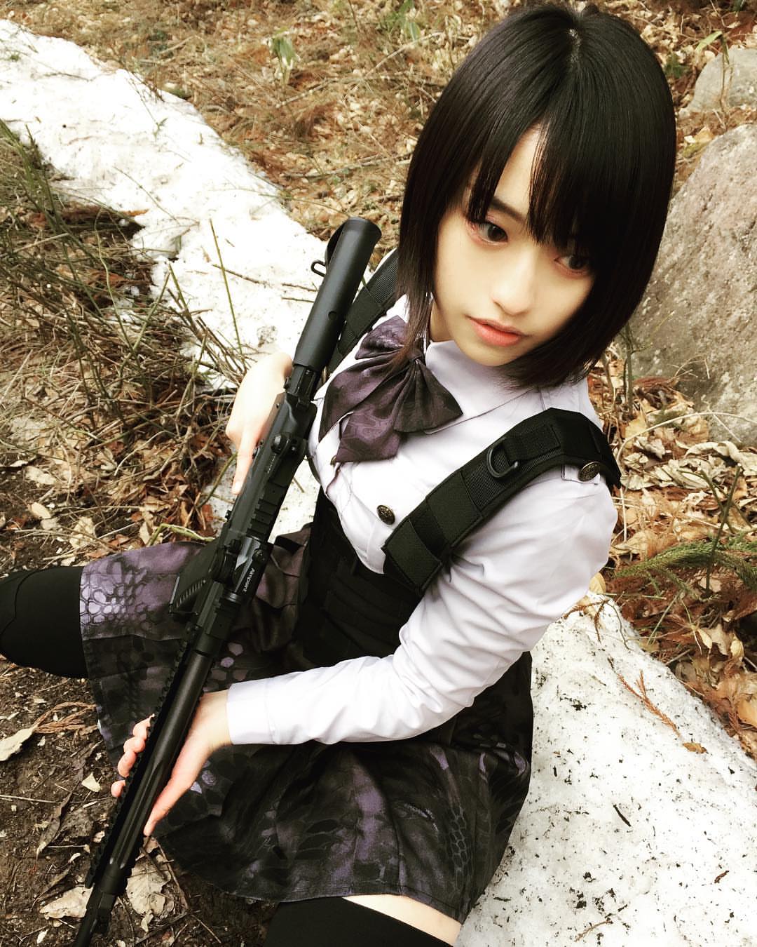Amazing WTF Facts: Cute Asian Girls With Guns - Japanese Cosplay Armed ...