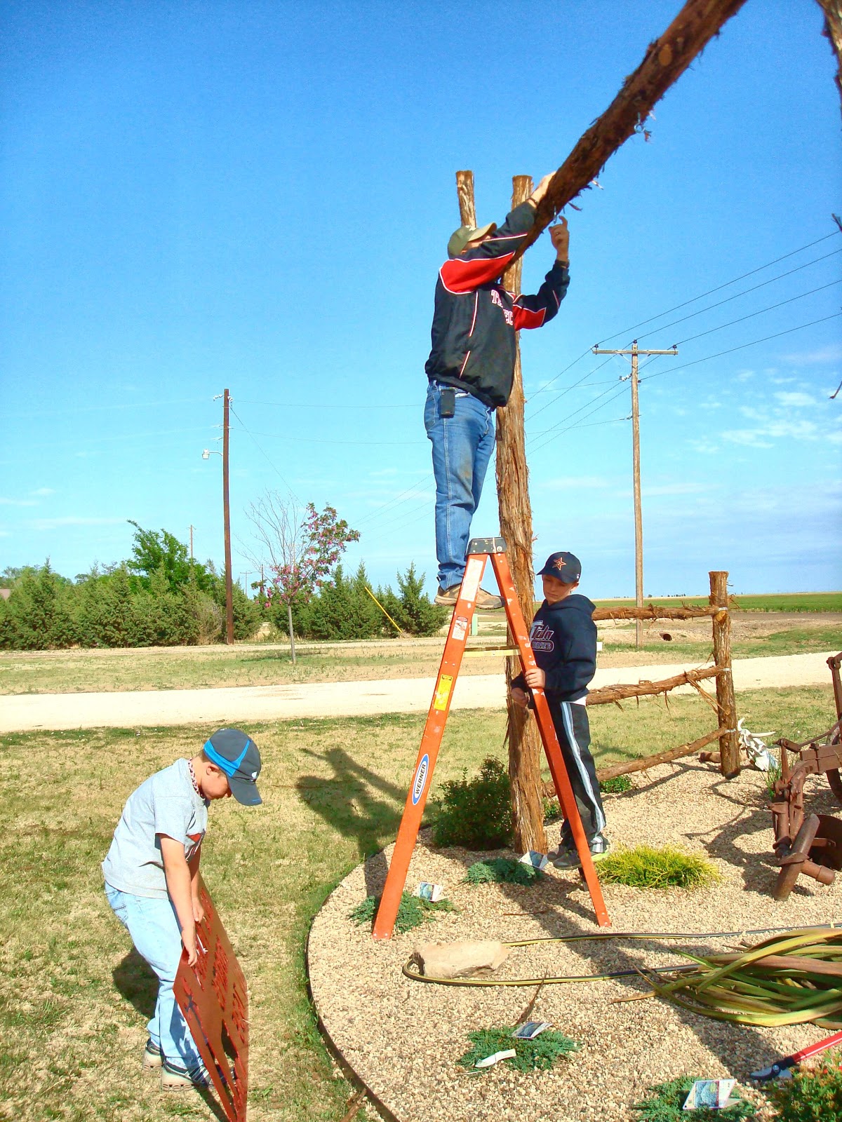 The Backwards K Corral: Redneck Country Bumpkin Landscaping, Part II