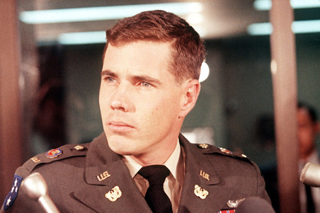 Vietnam Peace Commemoration Committee: Hugh Thompson and the My Lai ...