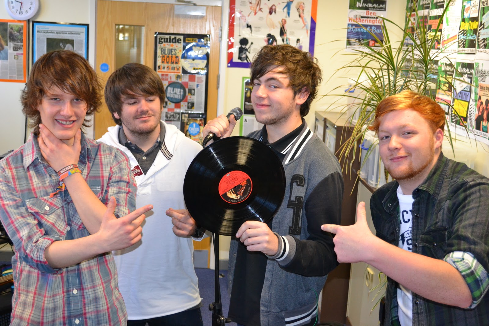 Mike Fairhurst's Winstanley A2 Newspaper Blog: November 2011