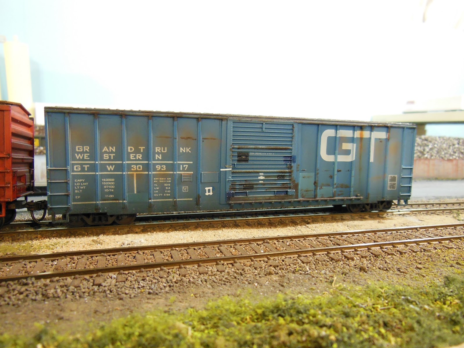 JSSX Railway: Weathered Grand Trunk Boxcar(s)
