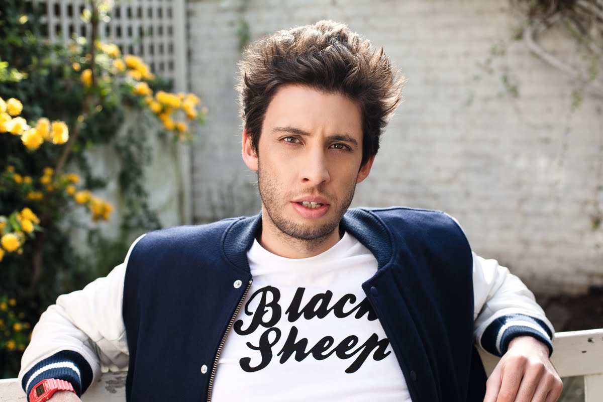 Breaking More Waves: Example - Changed The Way You Kiss Me