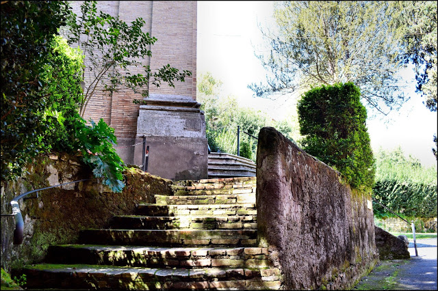 Hotel Montecarlo Roma: Abbazia delle Tre Fontane