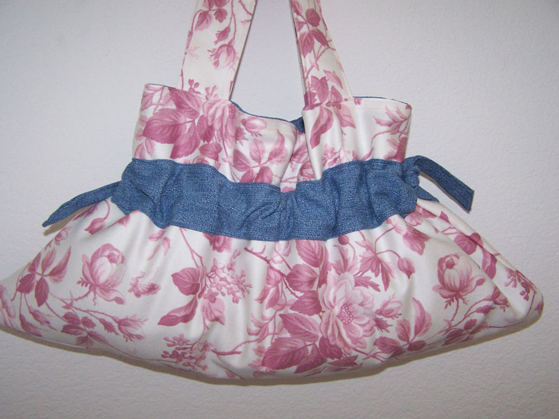 daisydenims: Handmade Pink Flower Flora Denim Bag Quilted Purse
