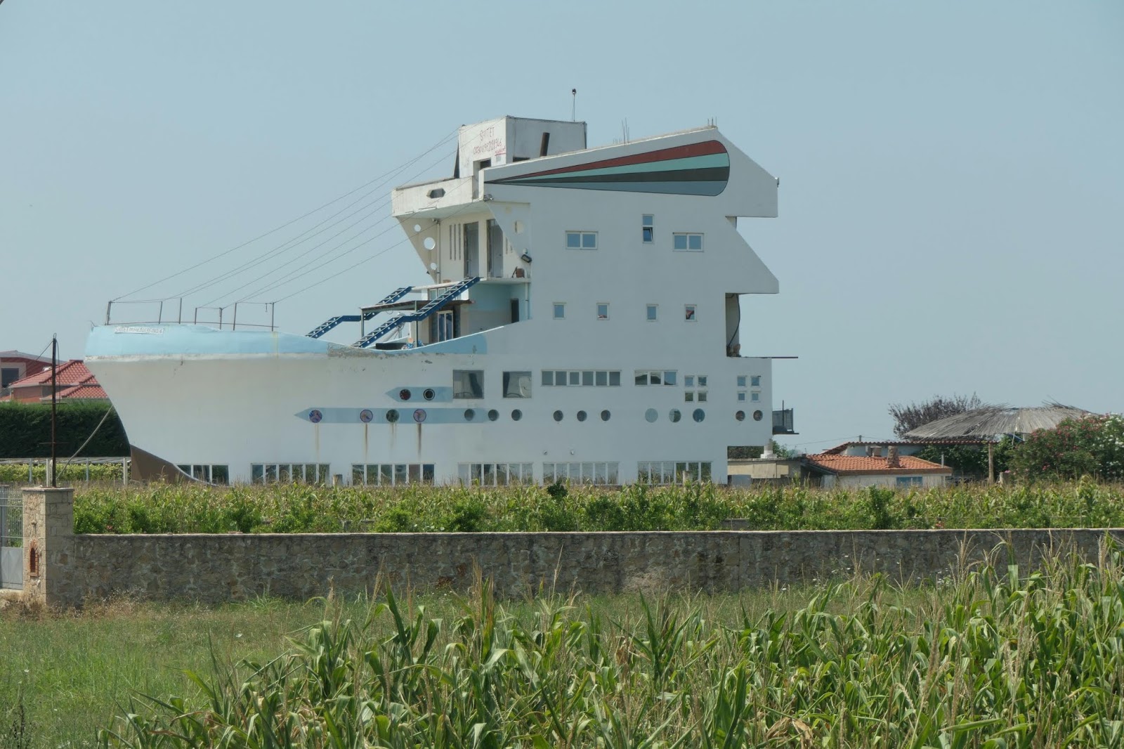 RoadTrip from Austria to Iran 2019: 1400 km: Albania, Sari Saltik