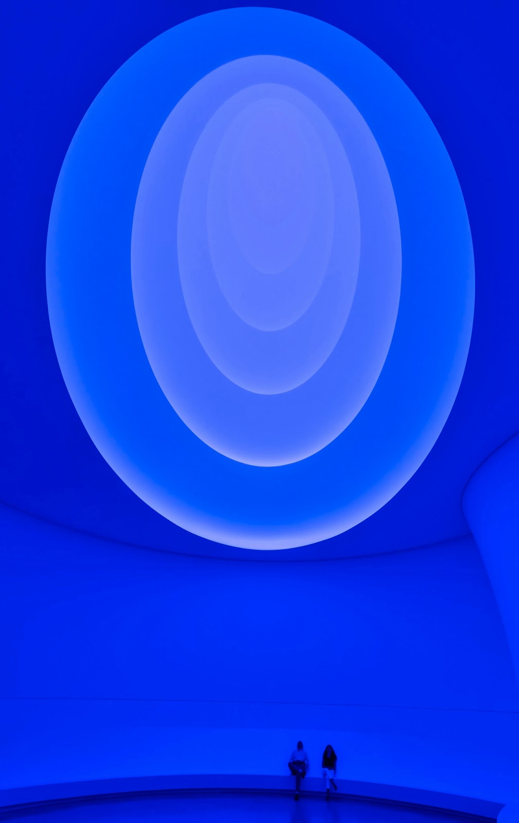 Aparedes3185: James Turrell and Cave Art