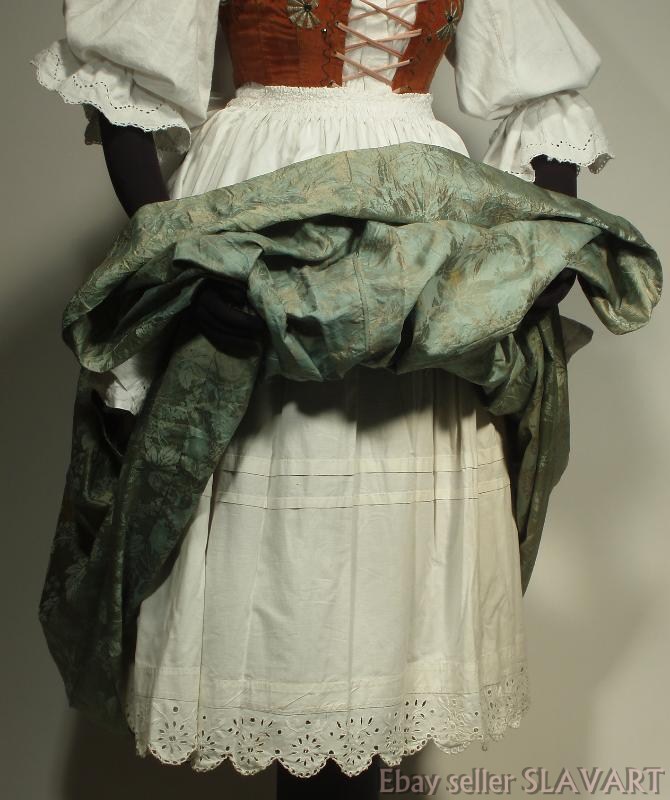 All The Pretty Dresses: Bohemian Regional Style Outfit