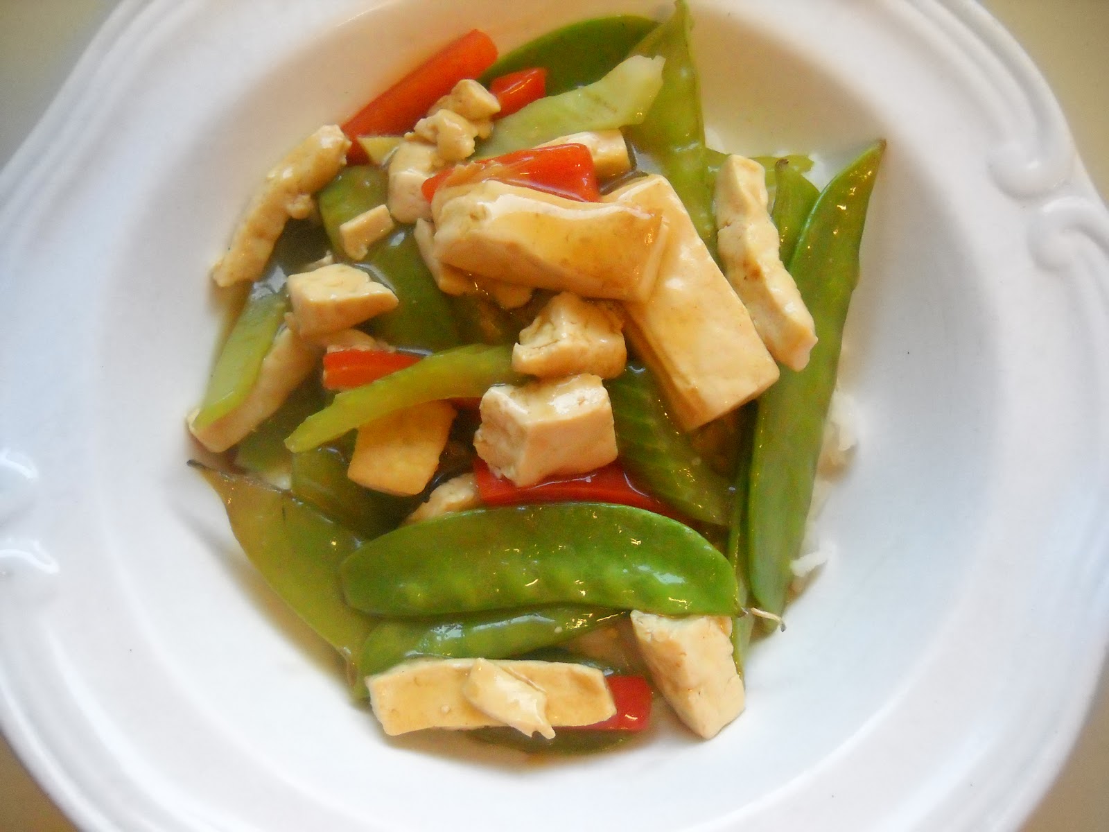 Blessed Vegan Life: Tofu Stir-fry with a Light Asian Sauce