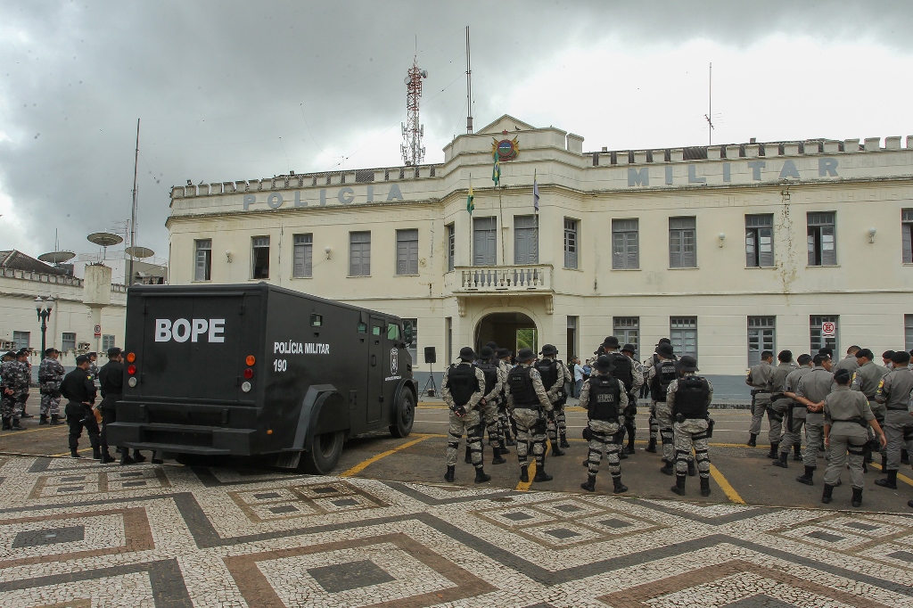 TARAUACÁ NOTÍCIAS: Bope recebe carro blindado para atuar em ações ...