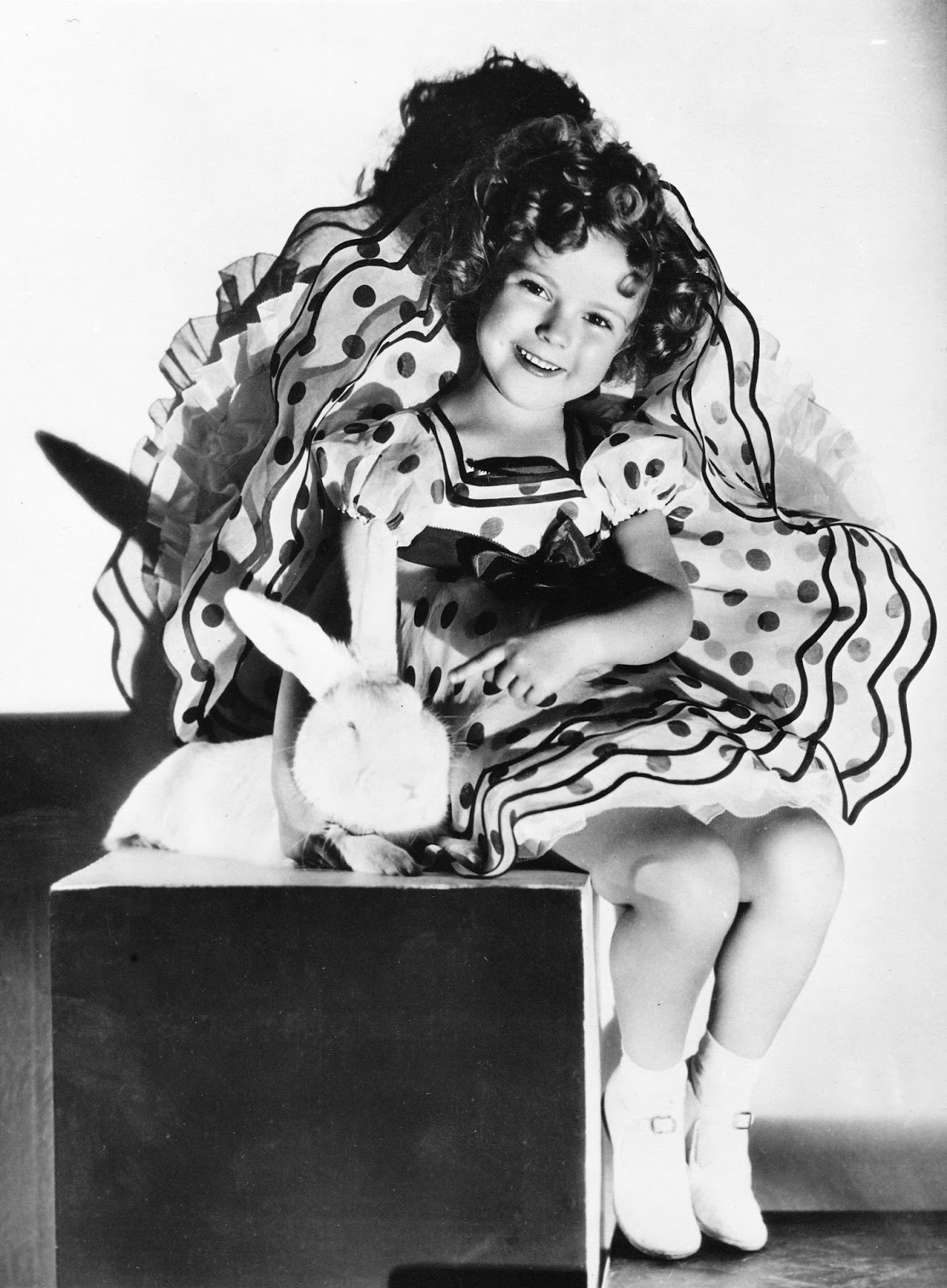 20 Vintage Photographs Show How Classic Hollywood Stars Celebrate ...